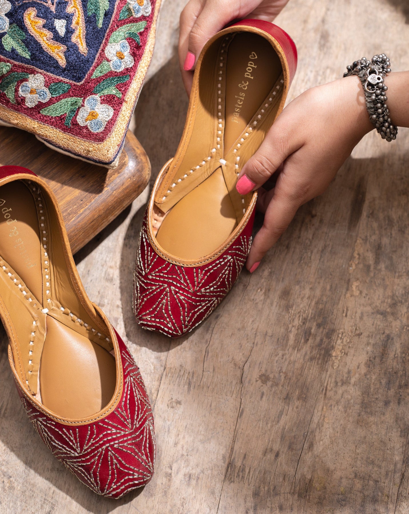 Buy Designer Juttis Online for Women & Men - pastels & pop