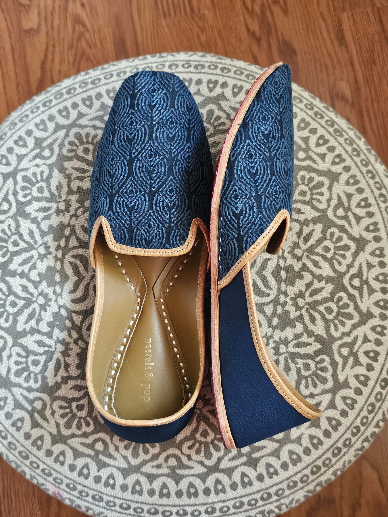 Punjabi Jutti for Men | Handcrafted Jutti - Pastels & Pop