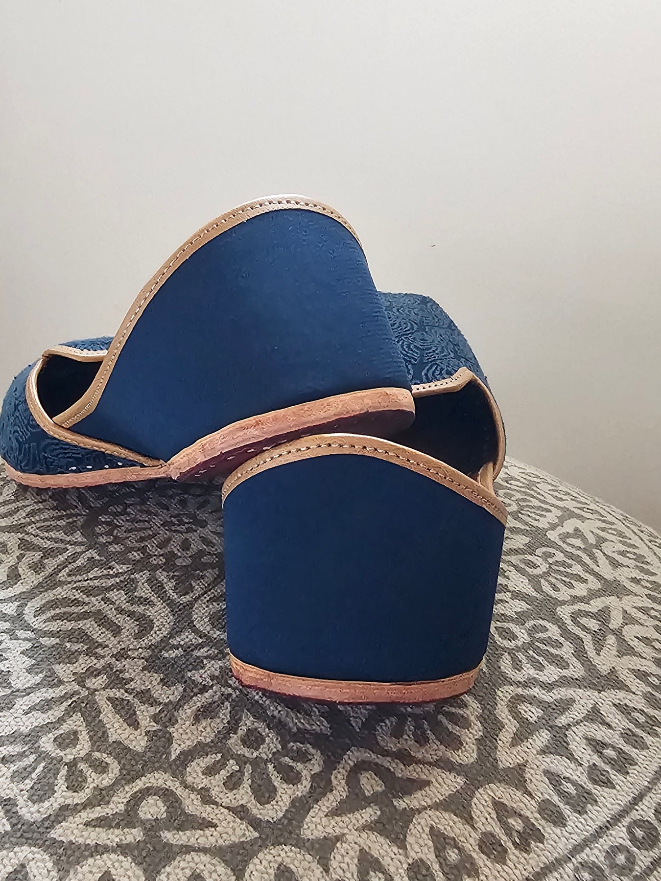 Punjabi Jutti for Men | Handcrafted Jutti - Pastels & Pop