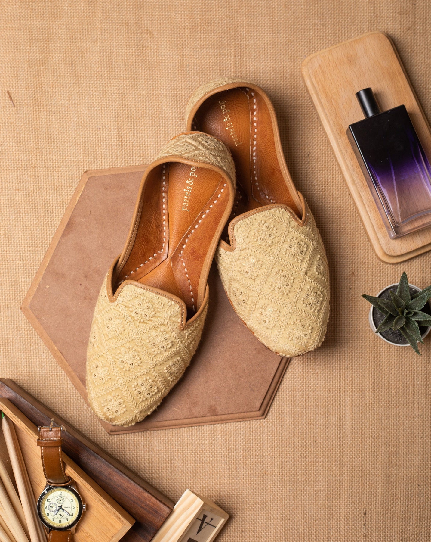 Punjabi Jutti for Men | Handcrafted Jutti - Pastels & Pop