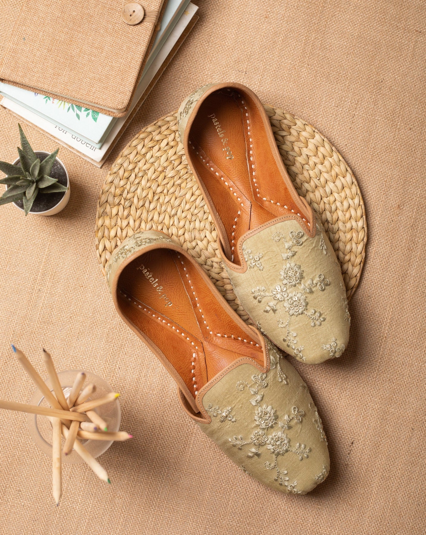 Punjabi Jutti for Men | Handcrafted Jutti - Pastels & Pop