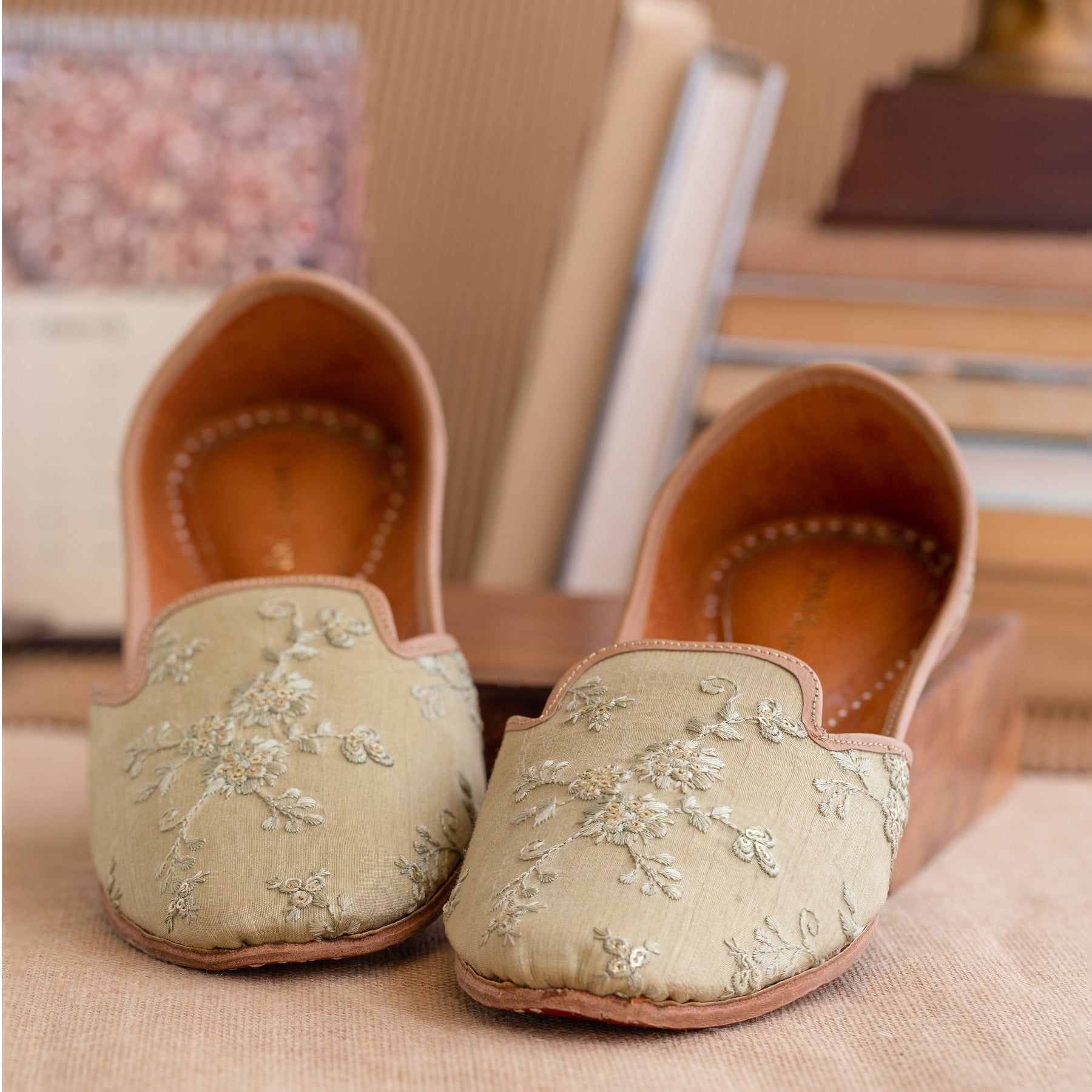 Punjabi Jutti for Men | Handcrafted Jutti - Pastels & Pop