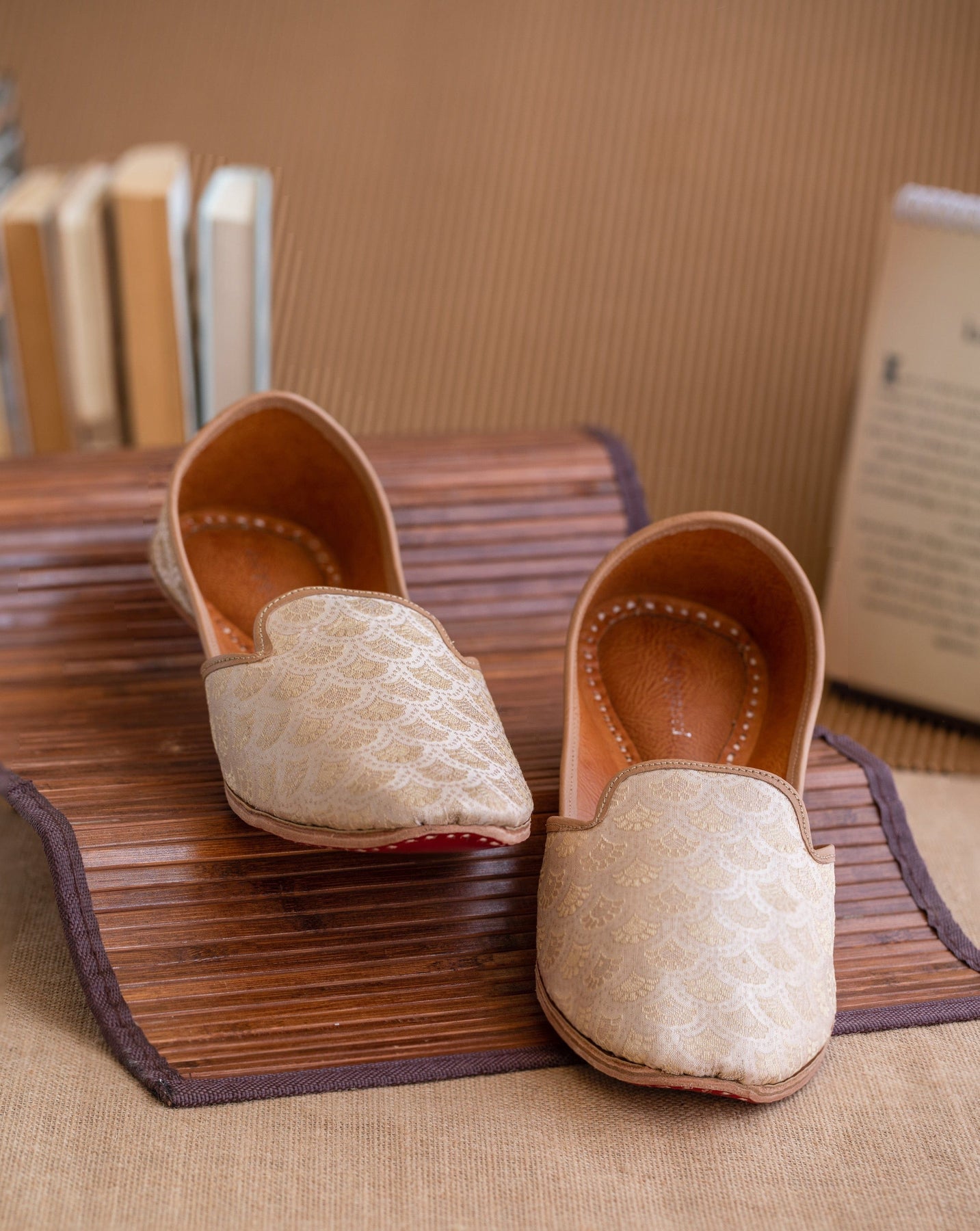 Punjabi Jutti for Men | Handcrafted Jutti - Pastels & Pop